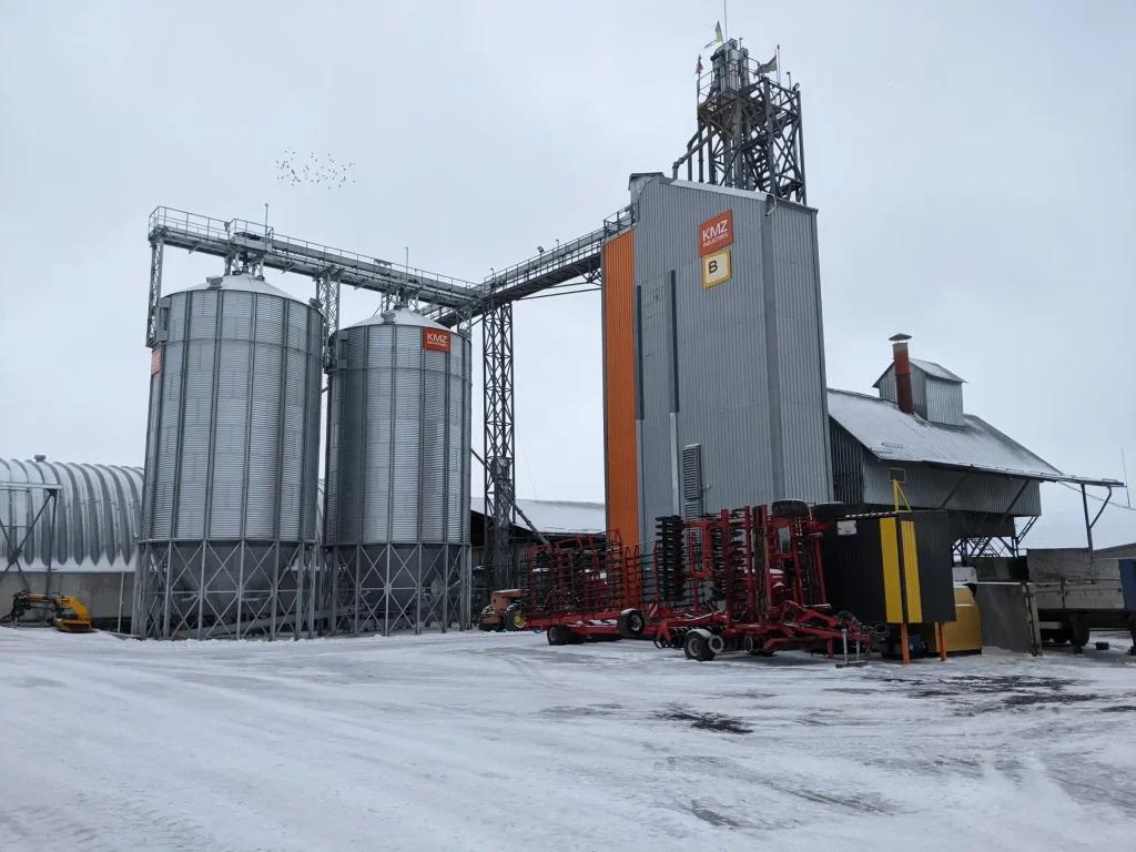 Solution d'alimentation sans coupure (UPS) tour pour un centre de ...