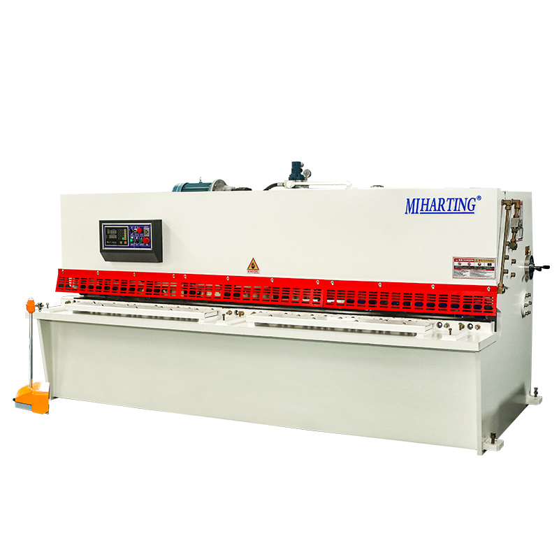 6x3200 Pendulum Shearing Machine with MD11 - hating